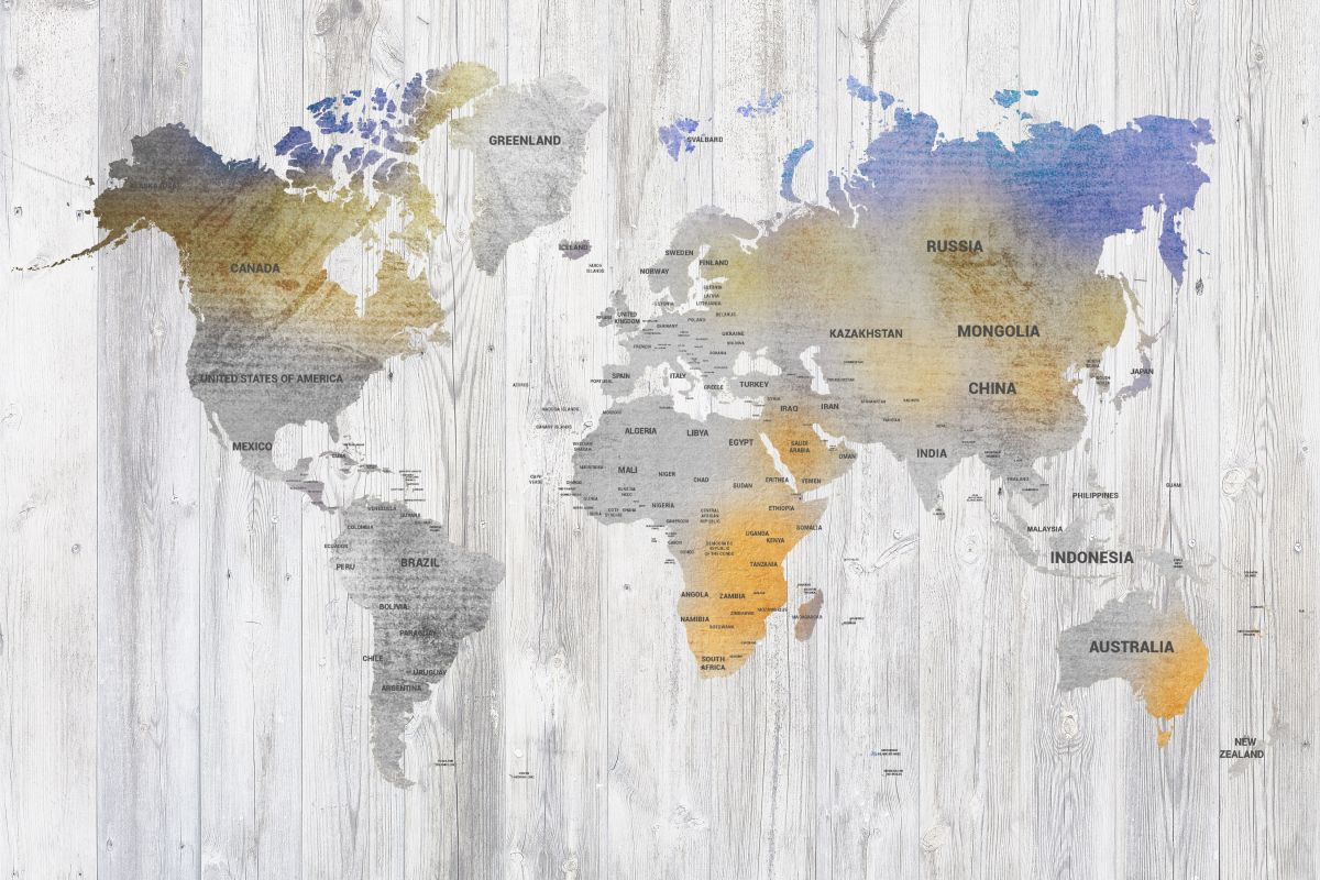 Bianco Wood World Map – Pineapple Licensing