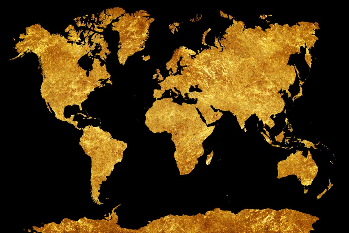 Golden World Map – Pineapple Licensing